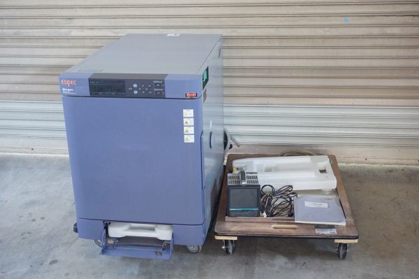SK Sh3568-B ESPEC エスペック SH-641 小型環境試験器 100V マニュアル CHINO KR2000等付き(環境測定器)｜売買されたオークション情報、yahooの商品 ...