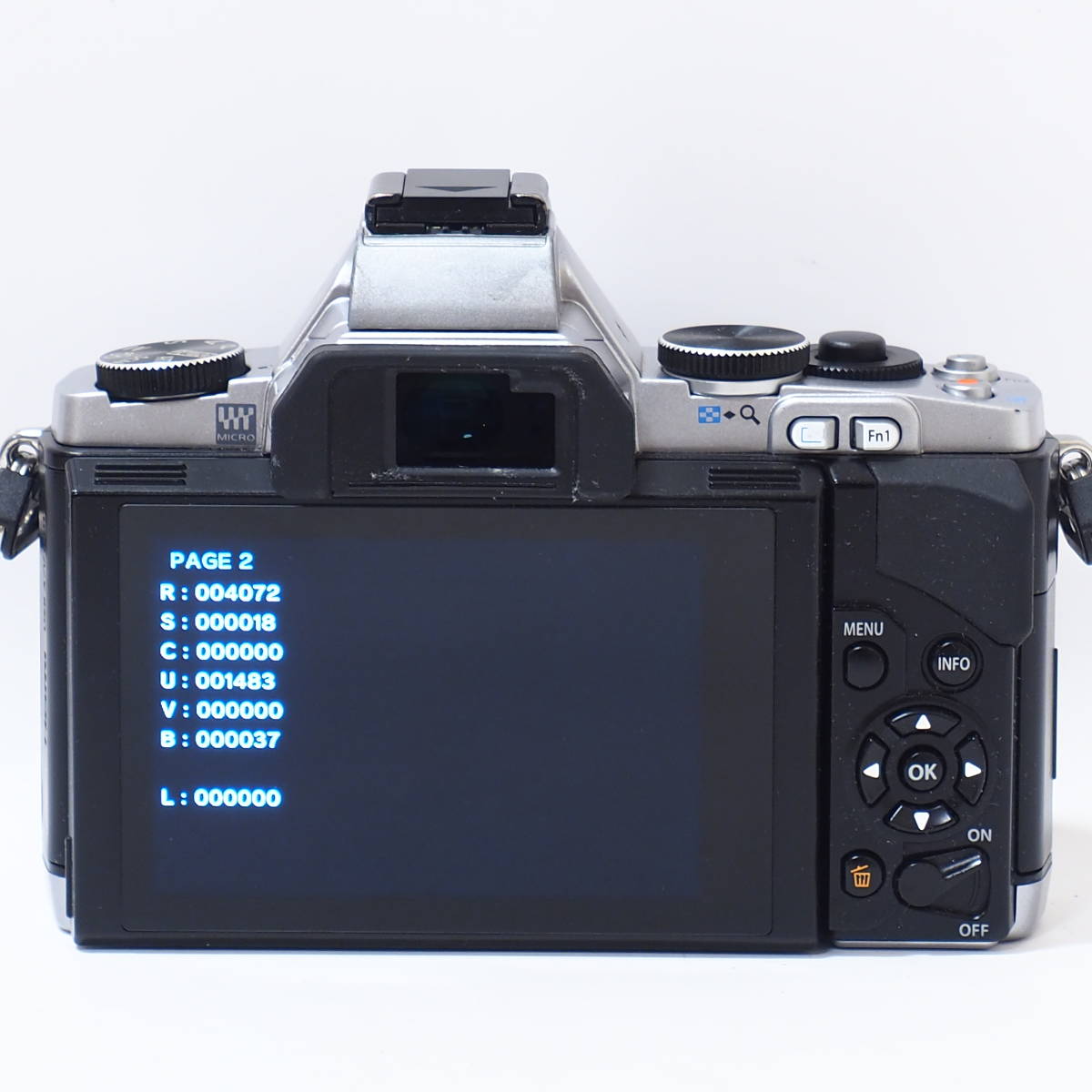 OLYMPUS OM-D E-M5 SILVER HLD-6G 付 Micro-Fourthirds Body 1 605万画素 Live ...