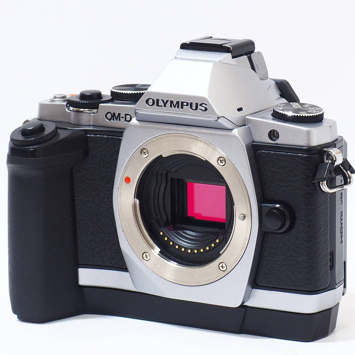 OLYMPUS OM-D E-M5 SILVER HLD-6G 付 Micro-Fourthirds Body 1 605万画素 Live ...