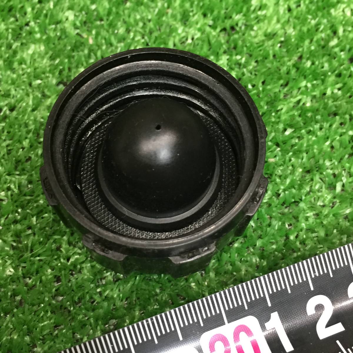 ロビン 燃料タンクキャップ EC04 草刈機 NB4100 NB4300 NB411 Robin EC08D オーレック スパイダーモアー ...