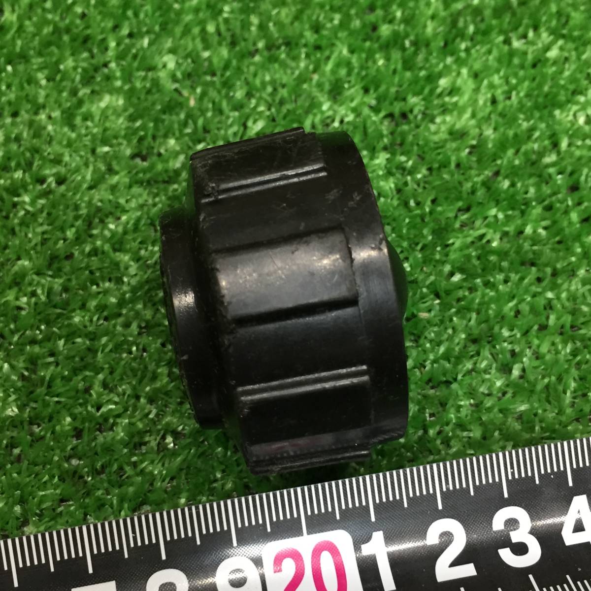 ロビン 燃料タンクキャップ EC04 草刈機 NB4100 NB4300 NB411 Robin EC08D オーレック スパイダーモアー ...