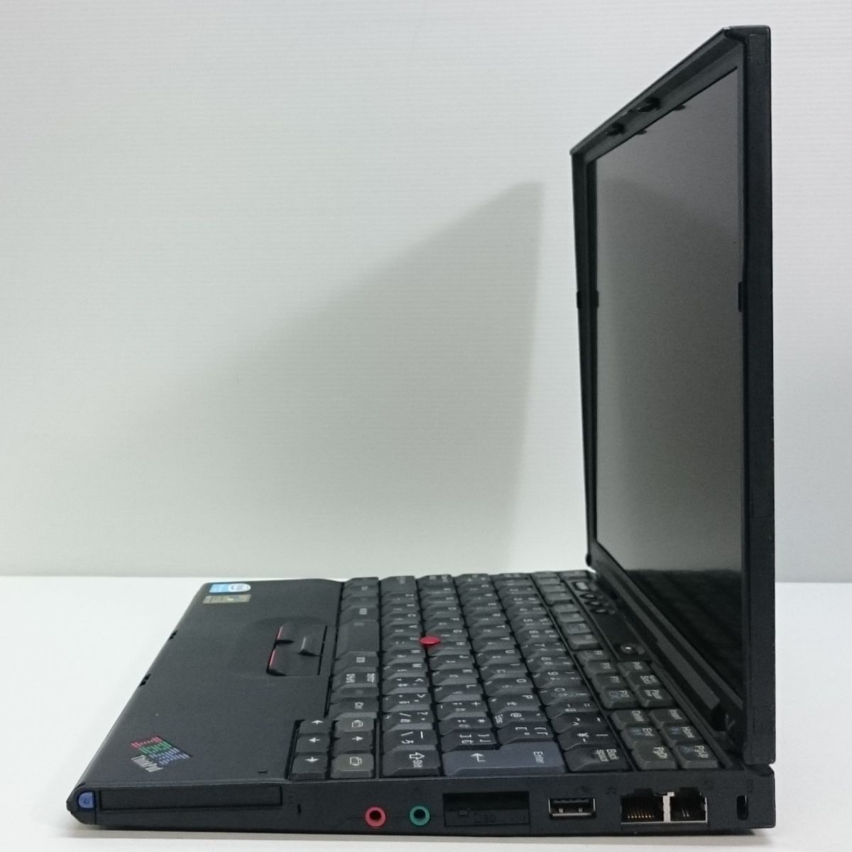 現状品 IBM 12.1インチ ThinkPad X40 XP/Pen-M 753 M5611(12インチ～)｜売買されたオークション情報 ...