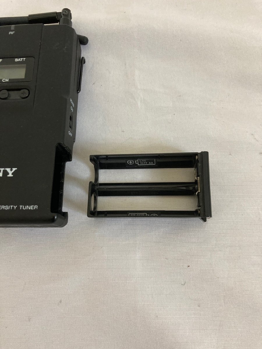SONY ワイヤレス送信機 UTX-B2 + ワイヤレス受信機 URX-P2 + ピンマイク セット ワイヤレストランスミッター / 30 ...