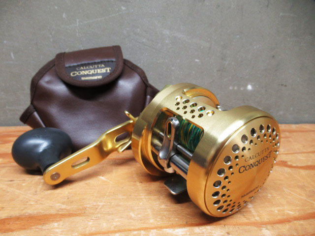 SHIMANO シマノ ベイトリール CALCUTTA CONQUEST カルカッタコンクエスト 800F カバー付き 管理5Y0228N ...
