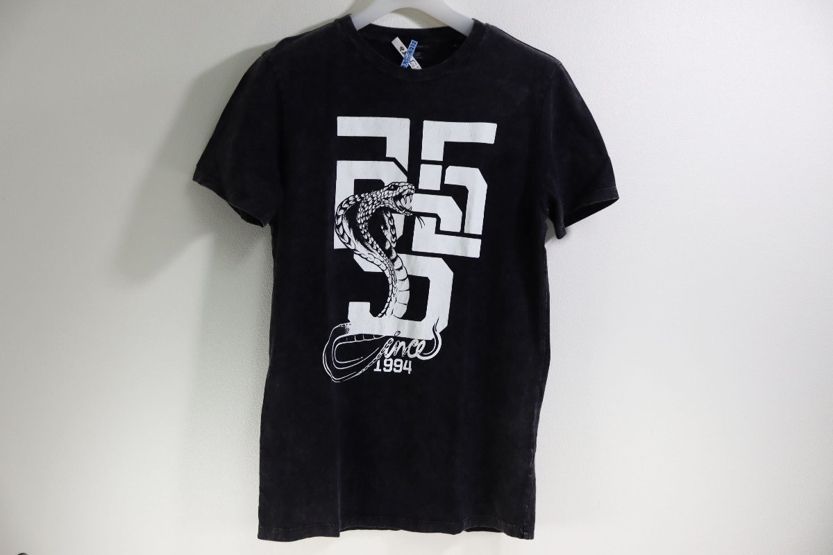 PART OF THE DIESEL FAMILY FIFTYFIVEDSL ディーゼル 55DSL 蛇 半袖 ブラック サイズM(Mサイズ ...