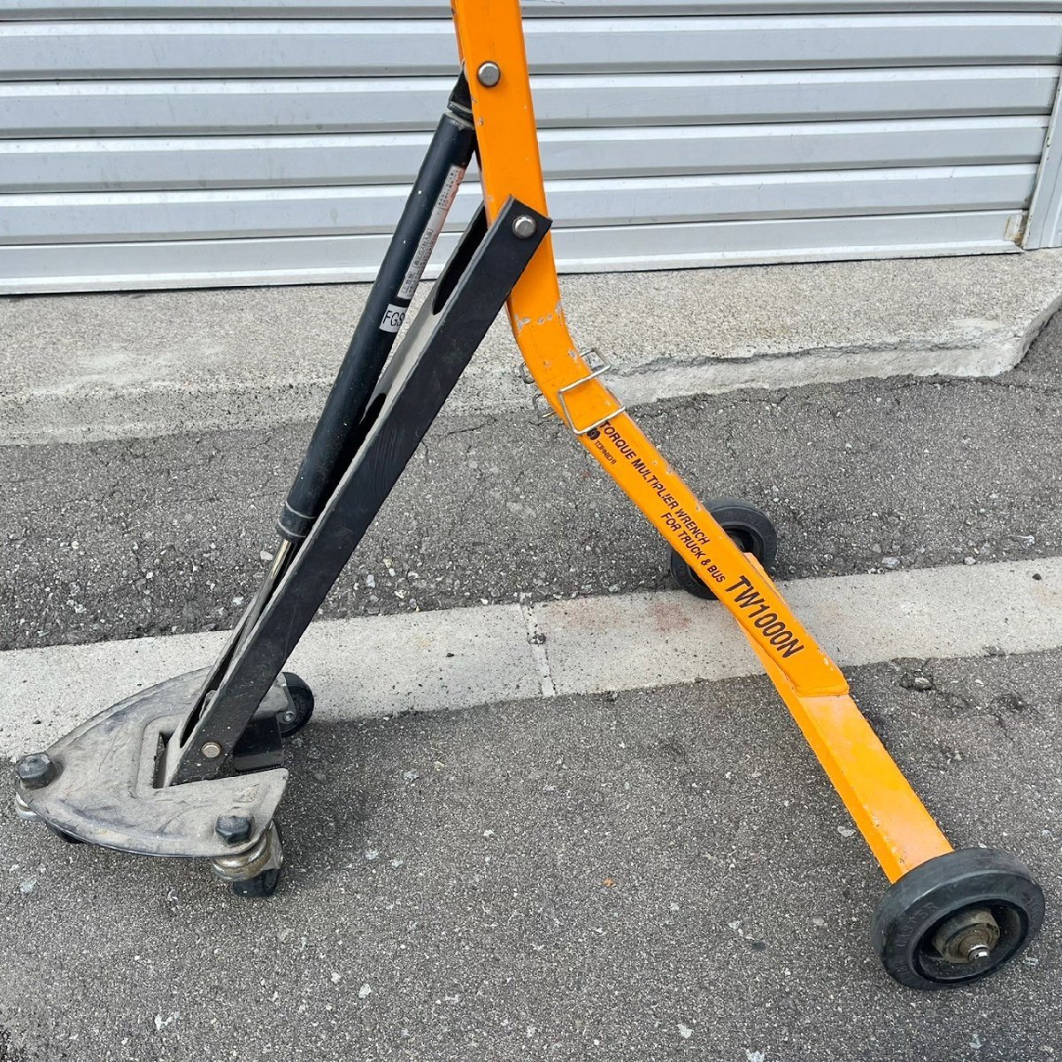 TOHNICHI/トーニチ 東日製作所 TW1000N 大型車ホイールナット締付用トルクレンチ 品 2305101Y/T18(自動車関連グッズ)｜売買されたオークション情報、yahooの商品 ...