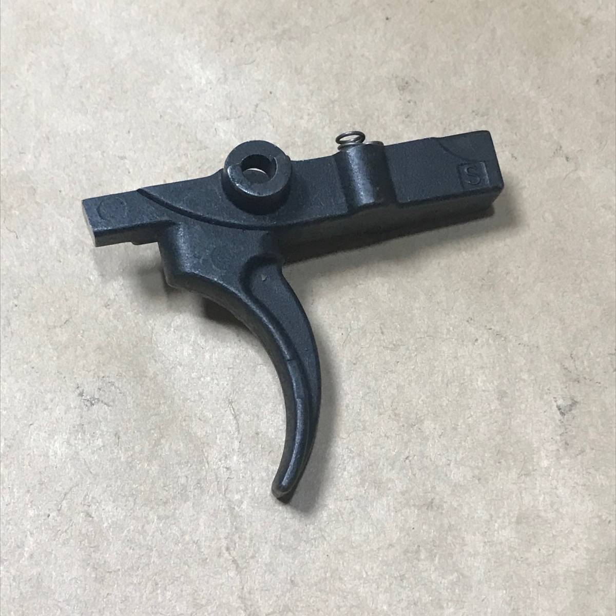 実物 コルト AR15 M16 M4 トリガー CAGE 13629 Colt ガスブロ GBB WA PTW トレポン(パーツ)｜売買された ...