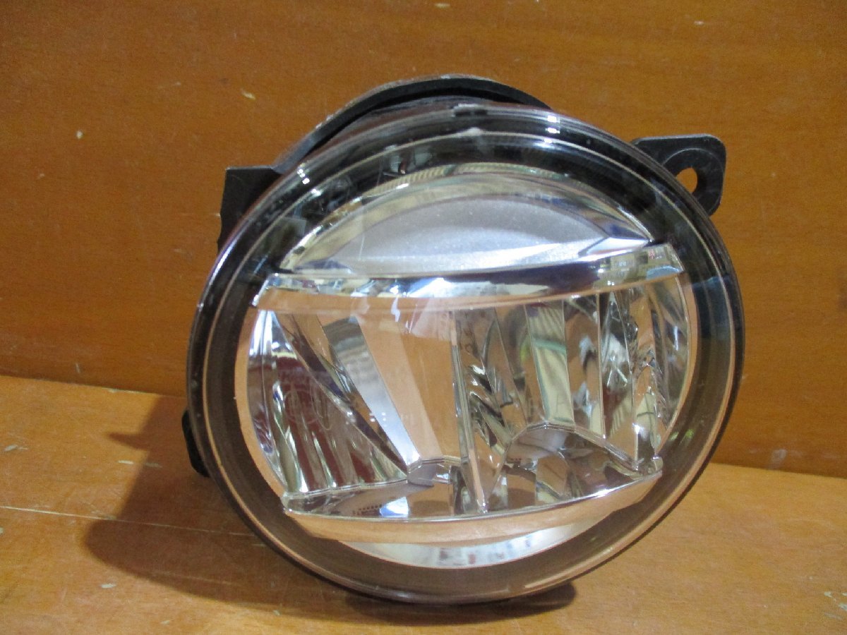フィット GK3/GP5 後期 LED 左フォグランプ 純正 /フロントバンパー KOITO 114-62242 AL(ホンダ用)｜売買された ...