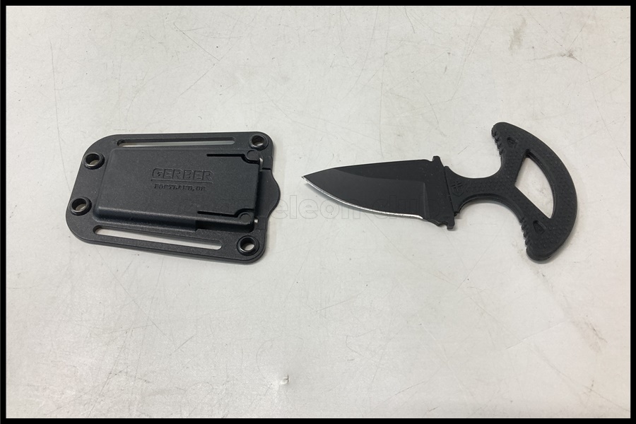 東京 GERBER 1007ゴーストライク パンチナイフ ネックナイフ(ハンティングナイフ、狩猟刀)｜売買されたオークション情報、yahooの商品情報をアーカイブ公開 - オークファン ...