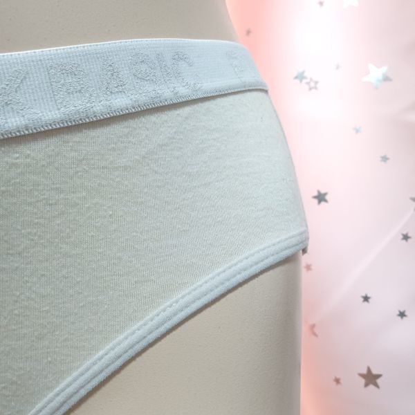 8136 INNER&BASIC ソフト S(Sサイズ)｜売買されたオークション情報、yahooの商品情報をアーカイブ公開 - オークファン（aucfan.com）