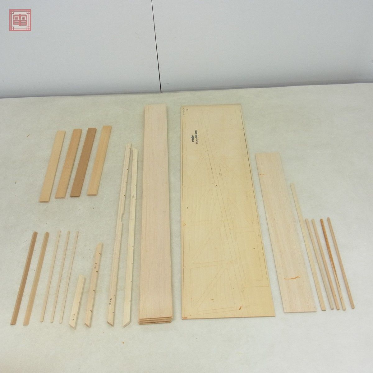 未組立 OK模型 PILOT 1/4 タイガーモス ビックスケールモデル RC ラジコン 飛行機 バルサキット OK MODEL TIGER MOTH EA(組立キット（エンジン）)｜売買され ...