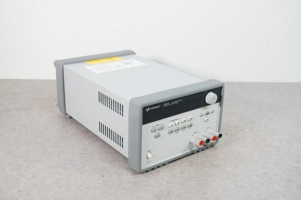 NZ L3000710 KEYSIGHT キーサイト E3647A 0-35V 0.8A/0.60V 0.5A DC Power Supply ...