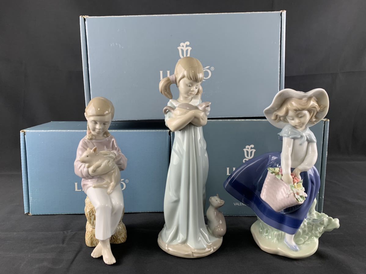 1000円~ LLADRO リヤドロ ♯8285 ♯5743 ♯5222 きれいな花ばかり 他 フィギュリン 陶器人形 置物 3点 まとめokoy2409849-153 o9320(リヤドロ ...