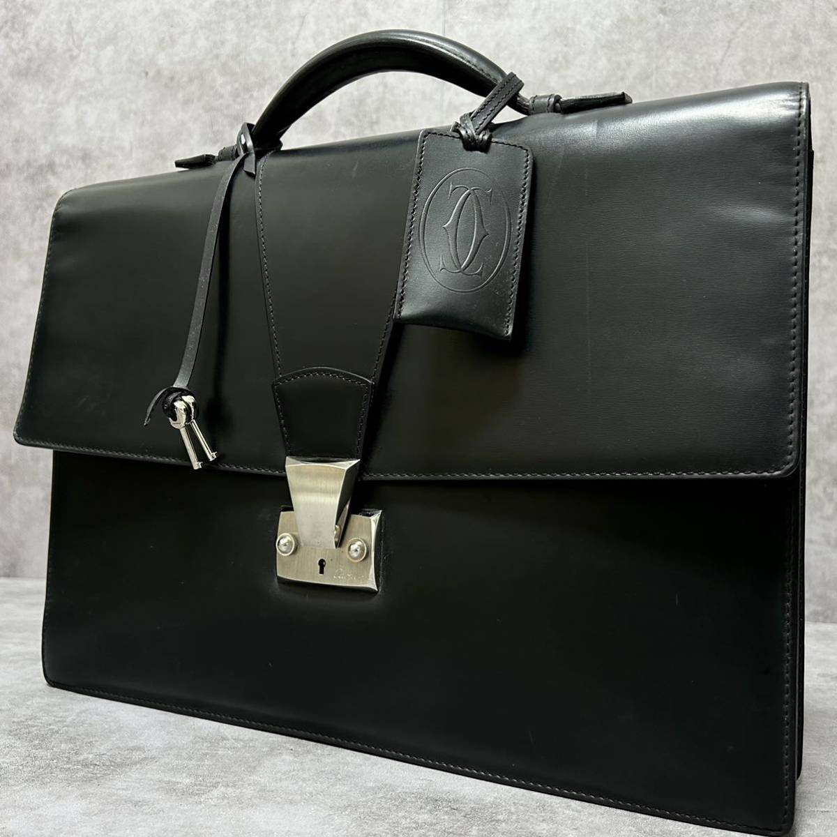 極 Cartier カルティエ マストライン レザー 本革 ビジネスバッグ ブリーフケース 書類かばん A4/PC収納 黒 シルバー金具 メンズ(かばん、バッグ)｜売買されたオークション情報 ...
