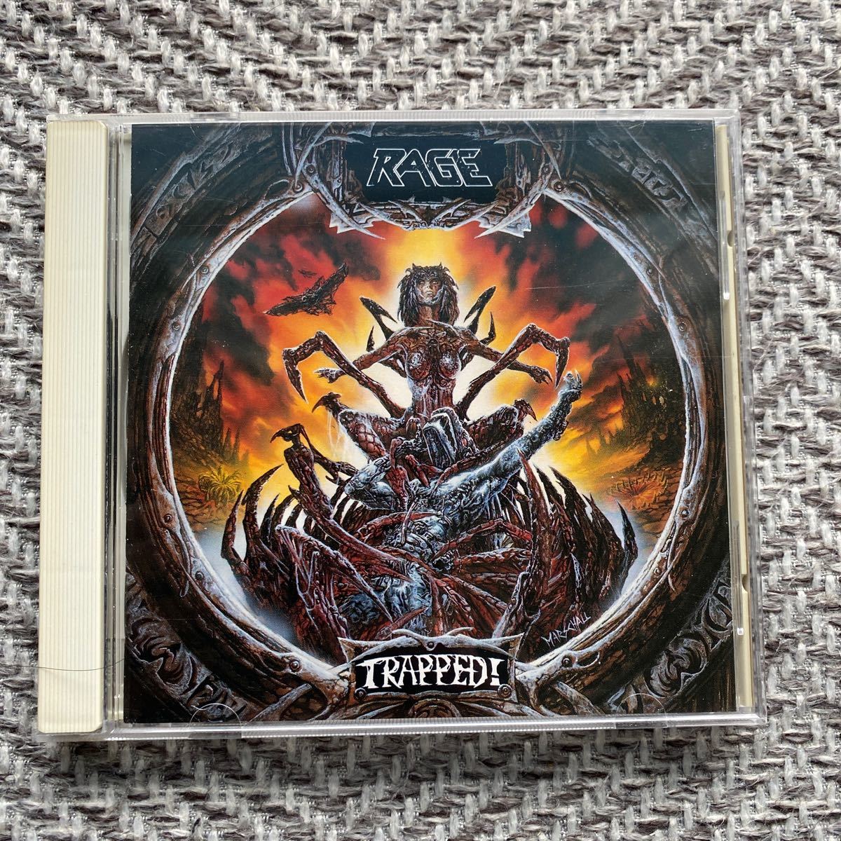 Trapped ／RAGE(一般)｜売買されたオークション情報、yahooの商品情報をアーカイブ公開 - オークファン（aucfan.com）