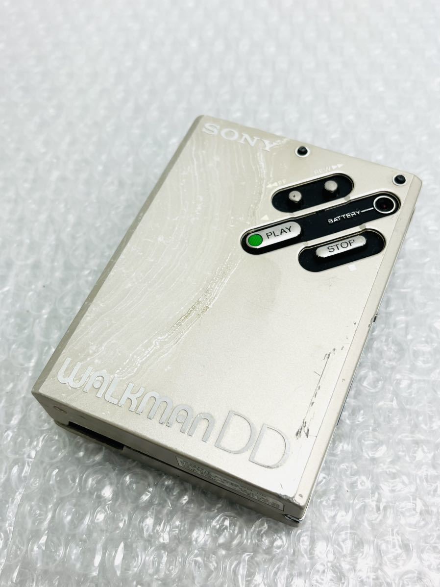 I SONY WALKMAN DD ソニーウォークマン WM-DD ゴールド カセットプレーヤー ヴィンテージ 当時物(再生専用)｜売買された ...