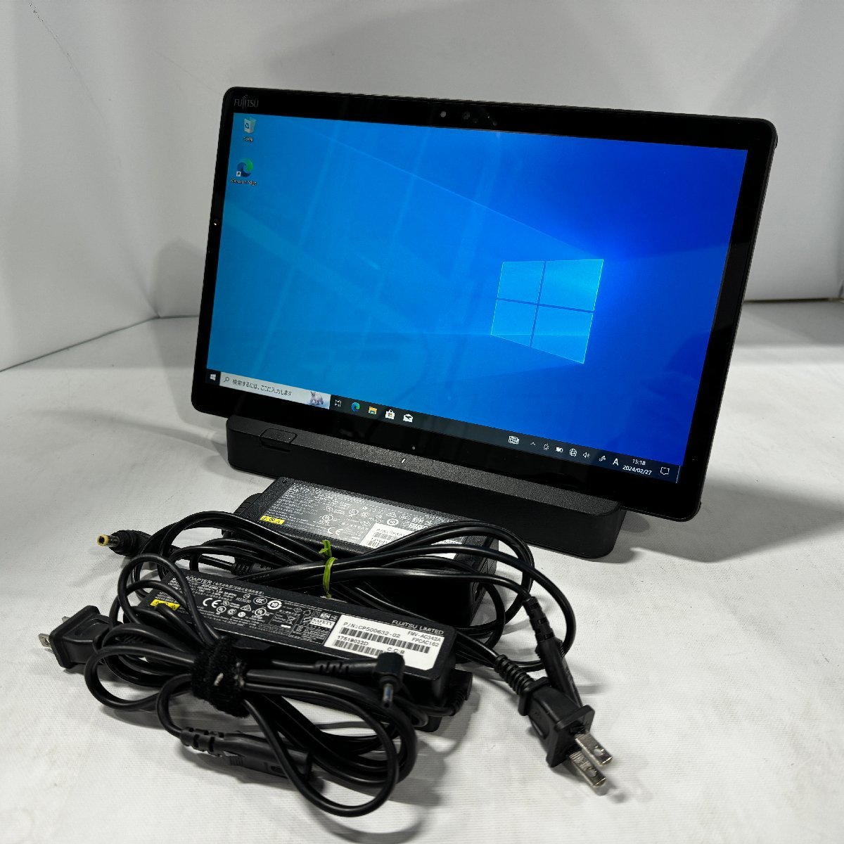 富士通 arrows Tab Q738/SB FARQ19001 Intel Core i5-7300U メモリ4GB SSD128GB 13 ...