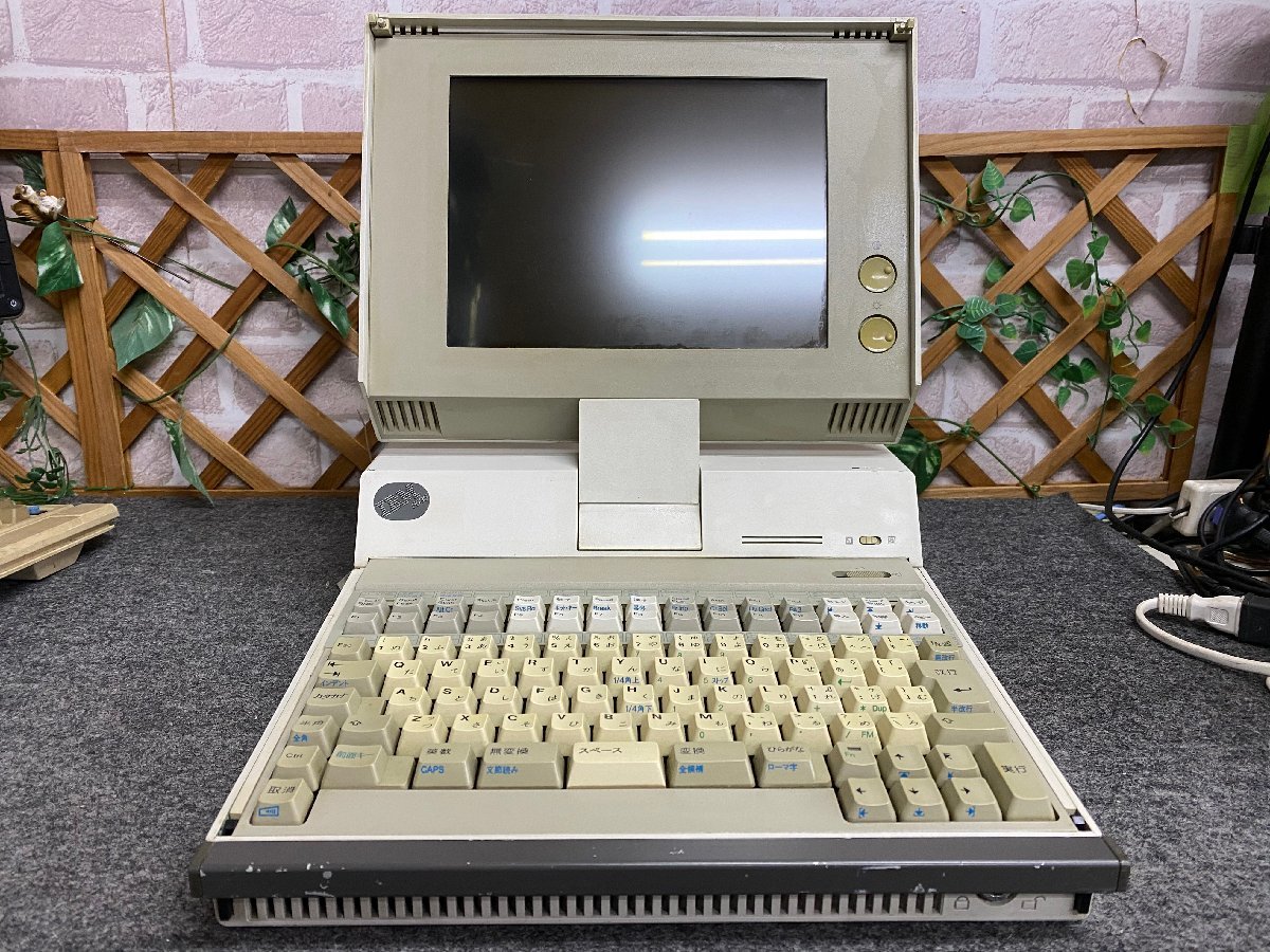 送140サイズ IBM PS/55 5535-M19 CPU不明/MEM不明/HDD欠品 通電OK/ROM起動OK/サビ有(その他)｜売買され ...