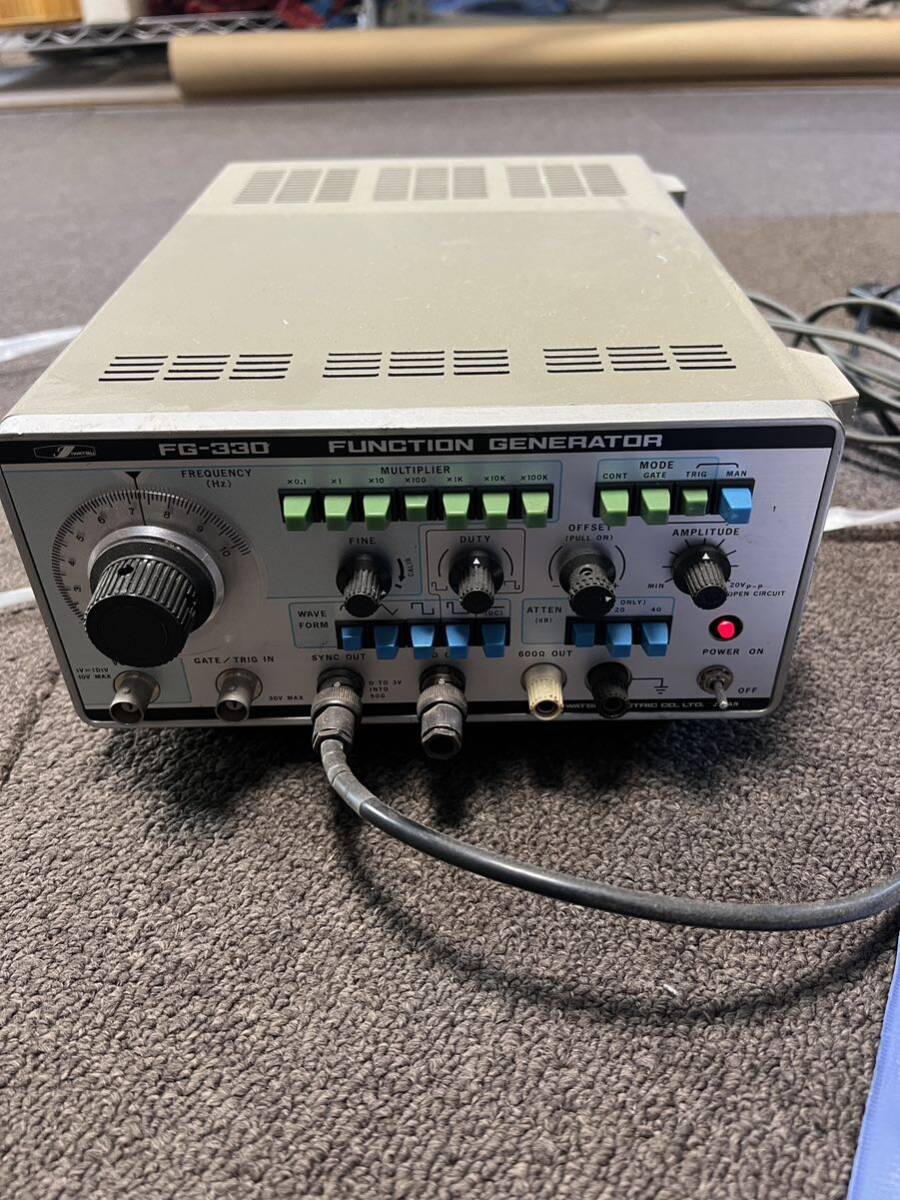 IWATSU ファンクション ジェネレータ FUNCTION GENERATOR FG-330 波形発生器 通電OK 岩崎通信機株式会社 信号発信機(アマチュア無線)｜売買されたオークション ...