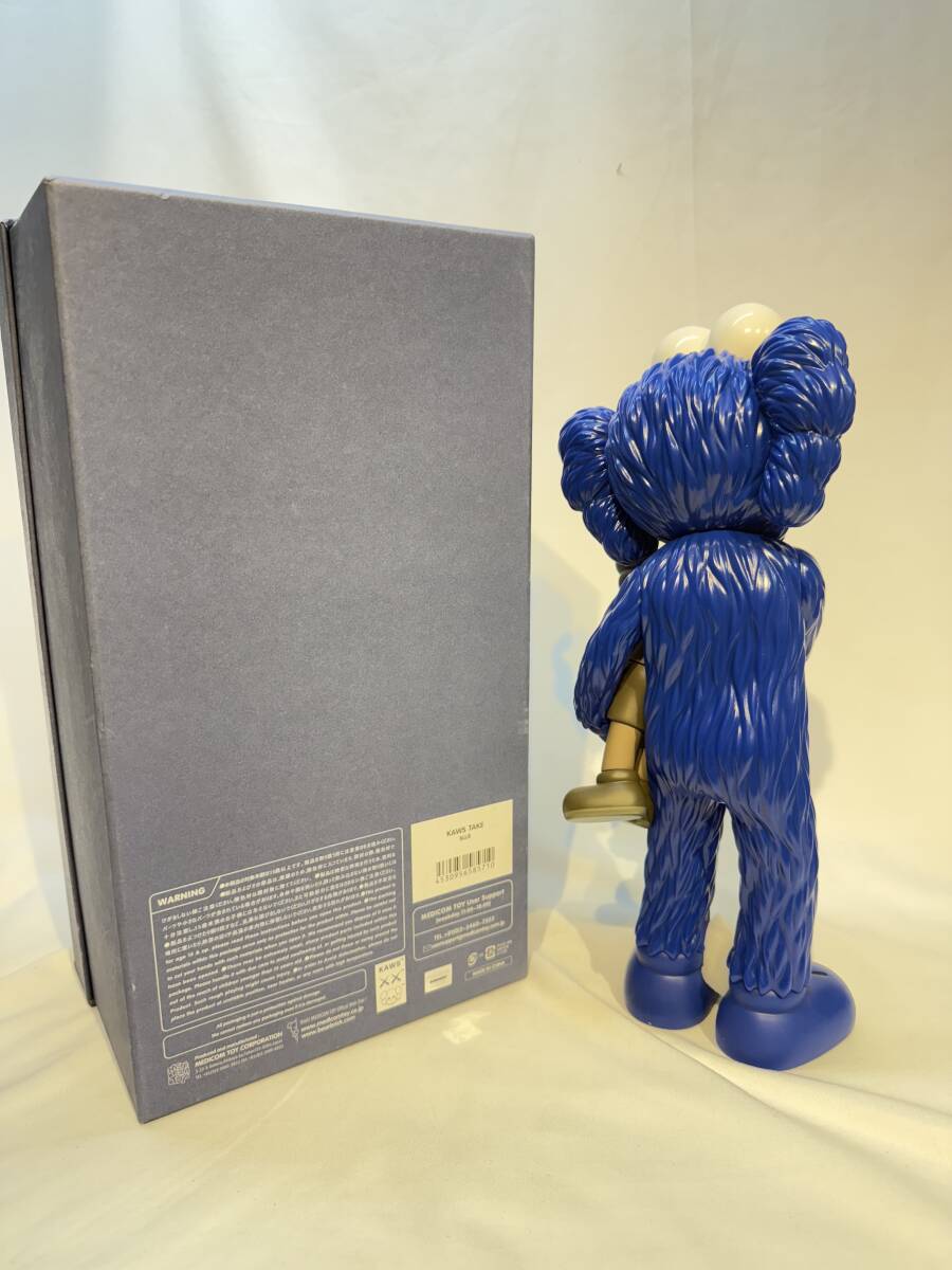 KAWS TAKE BLUE(キューブリック、ベアブリック)｜売買されたオークション情報、yahooの商品情報をアーカイブ公開 ...