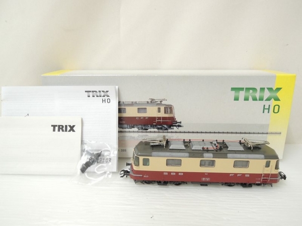 TRIX 22148 Re 4/4 II TEE塗装 SBB CFFスイスHOゲージT947455(外国車輌)｜売買されたオークション情報 ...