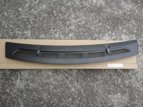 ベンツW245 Bクラス ボンネット エアインレットグリル(フロント)｜売買されたオークション情報、yahooの商品情報をアーカイブ公開 ...