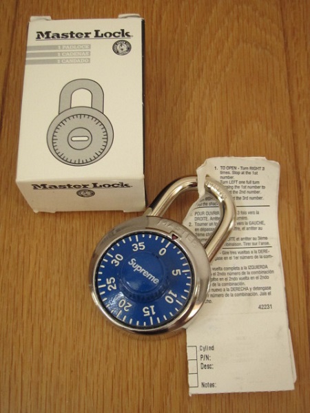 Supreme×Master Lock 南京錠 シュプリーム マスターロック 鍵(男性用)｜売買されたオークション情報、yahooの商品情報を ...