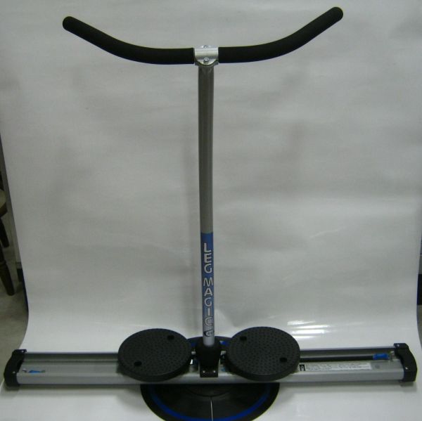 健康器具 LEG MAGIC CIRCLE レッグマジックサークル 開脚運動(その他)｜売買されたオークション情報、yahooの商品情報を ...