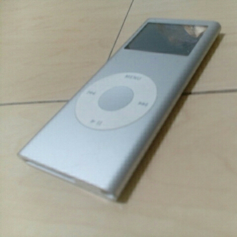 iPod 4GB 付属品つき(iPod nano)｜売買されたオークション情報、yahooの商品情報をアーカイブ公開 - オークファン（aucfan.com）