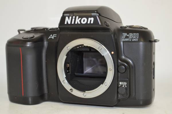 nikon F601 ニコン フイルムカメラ 798(フィルムカメラ)｜売買されたオークション情報、yahooの商品情報をアーカイブ公開 - オークファン（aucfan.com）