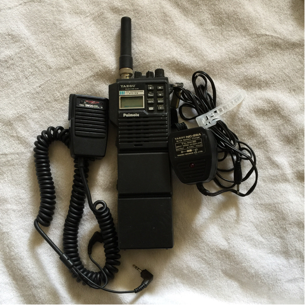 FT73 YAESU ヤエス FT-73 トランシーバー 無線機 ハンディトランシーバー マイク付き(ハンディ)｜売買されたオークション情報 ...