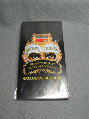 ペプシ 非売品 マイケル ジャクソン 8cmCD SOMEONE PUT YOUR HAND OUT Michael Jackson(Michael Jackson)｜売買されたオークション ...