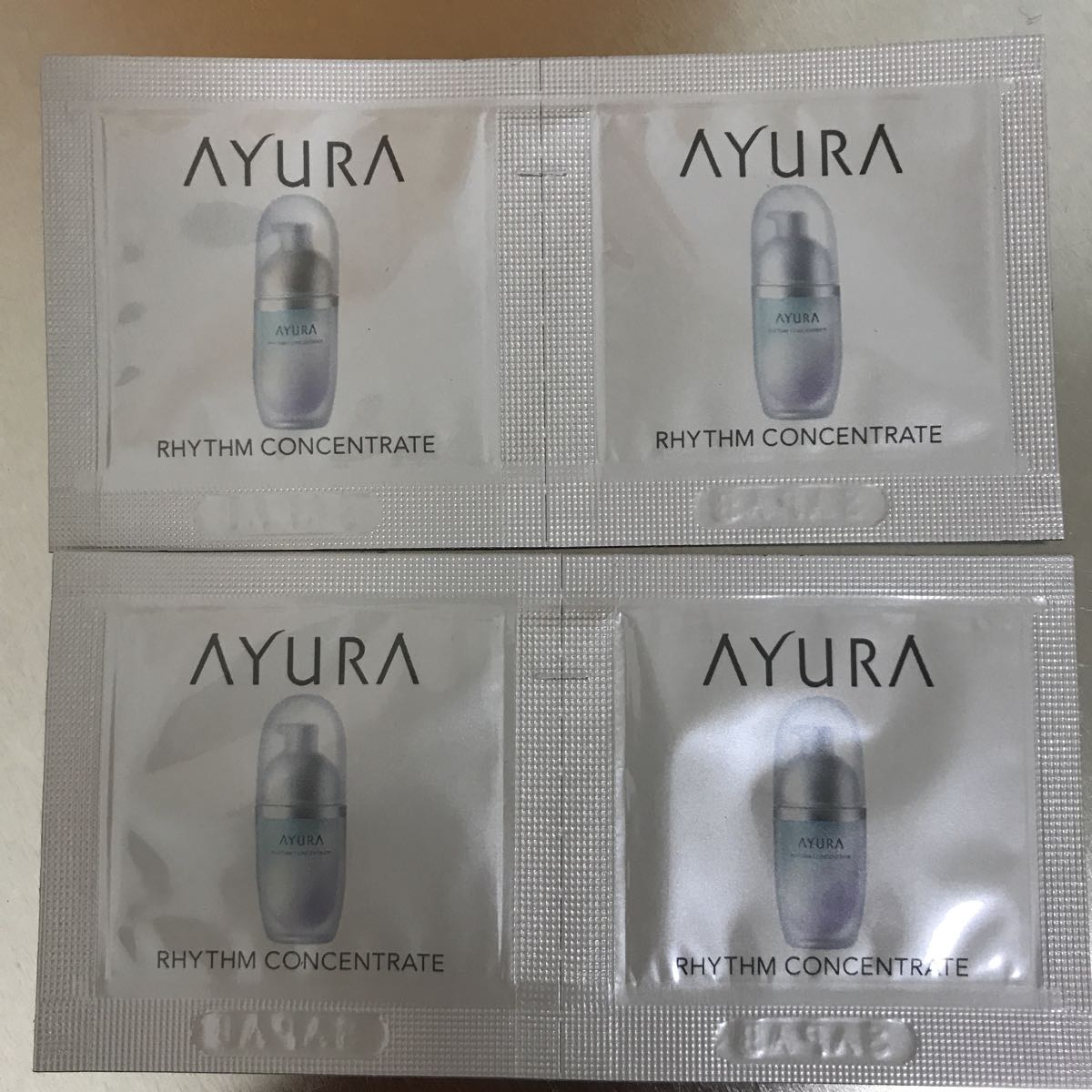 アユーラ リズムコンセントレート0.4ml×4枚(美容液)｜売買されたオークション情報、yahooの商品情報をアーカイブ公開 - オークファン（aucfan.com）