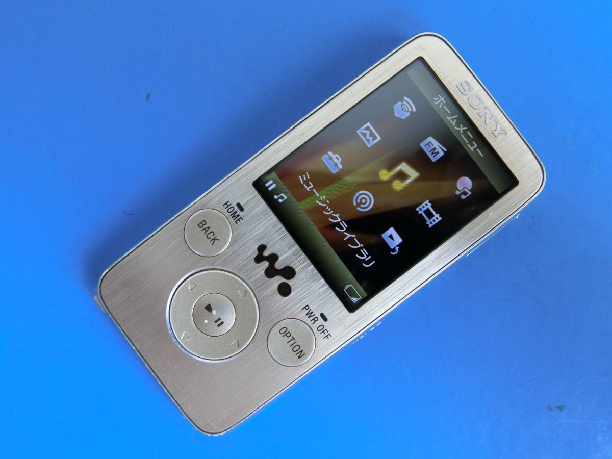 SONY WALKMAN Sシリーズ NW-S738F 8GB ゴールド(本体)｜売買されたオークション情報、yahooの商品情報をアーカイブ ...