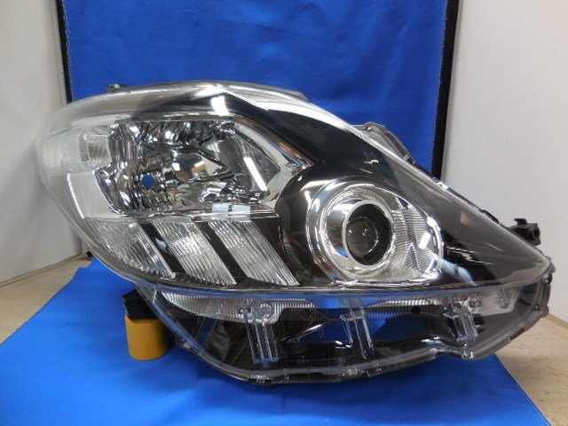 アルファード ANH20W ANH25W 後期 右ライト 240S HID 58-21 ウ 810944(ヘッドライト)｜売買された ...