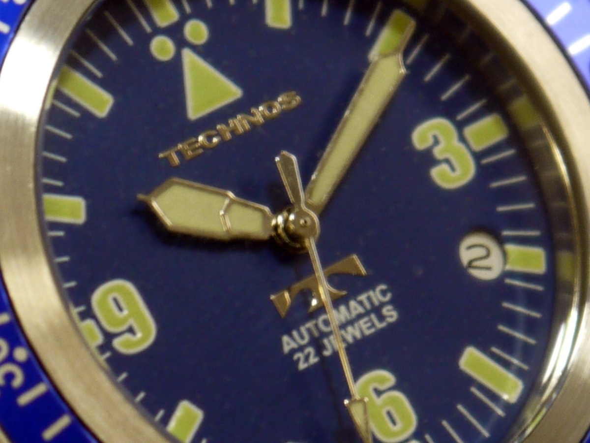 品 TECHNOS テクノス 自動巻 腕時計 22石 TBM635 SS 青文字盤 自動巻き オートマ(テクノス)｜売買されたオークション情報、yahooの商品情報をアーカイブ公開 ...