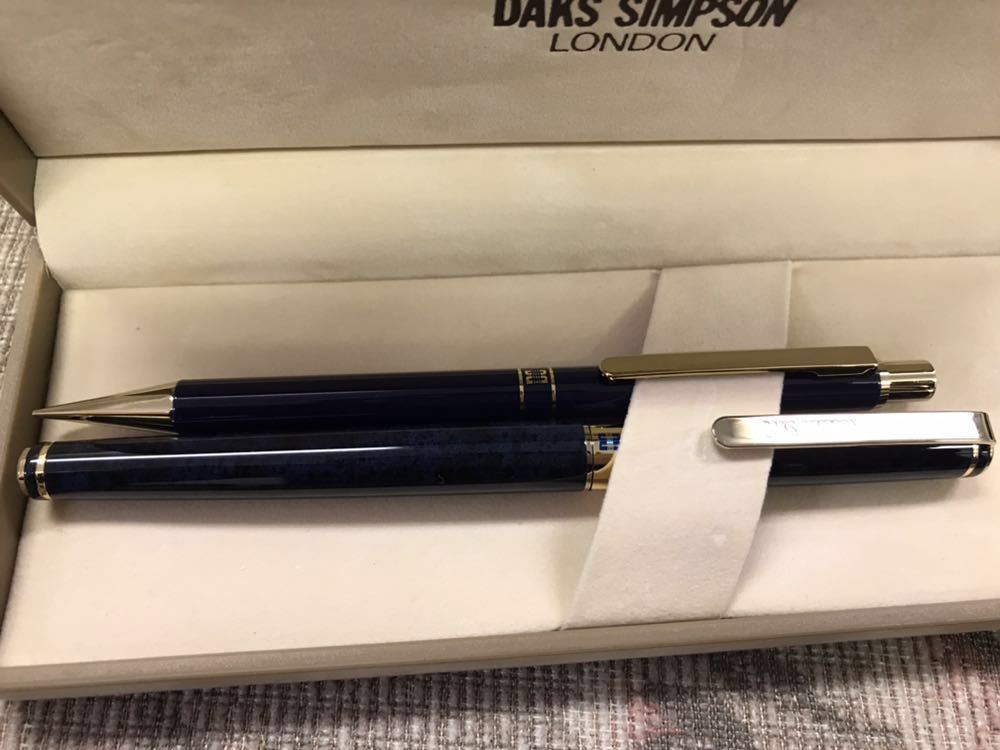 DAKS SIMPSON ダックスシンプソン シャープペン 万年筆 2本セット ペン先F 14K 刻印(万年筆一般)｜売買されたオークション情報、yahooの商品情報をアーカイブ公開 ...