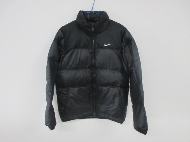 NIKE ナイキ リバーシブル ダウンジャケット 黒 M ほ-132(ジャンパー、ブルゾン)｜売買されたオークション情報、yahooの商品情報をアーカイブ公開 - オークファン（aucfan.com）