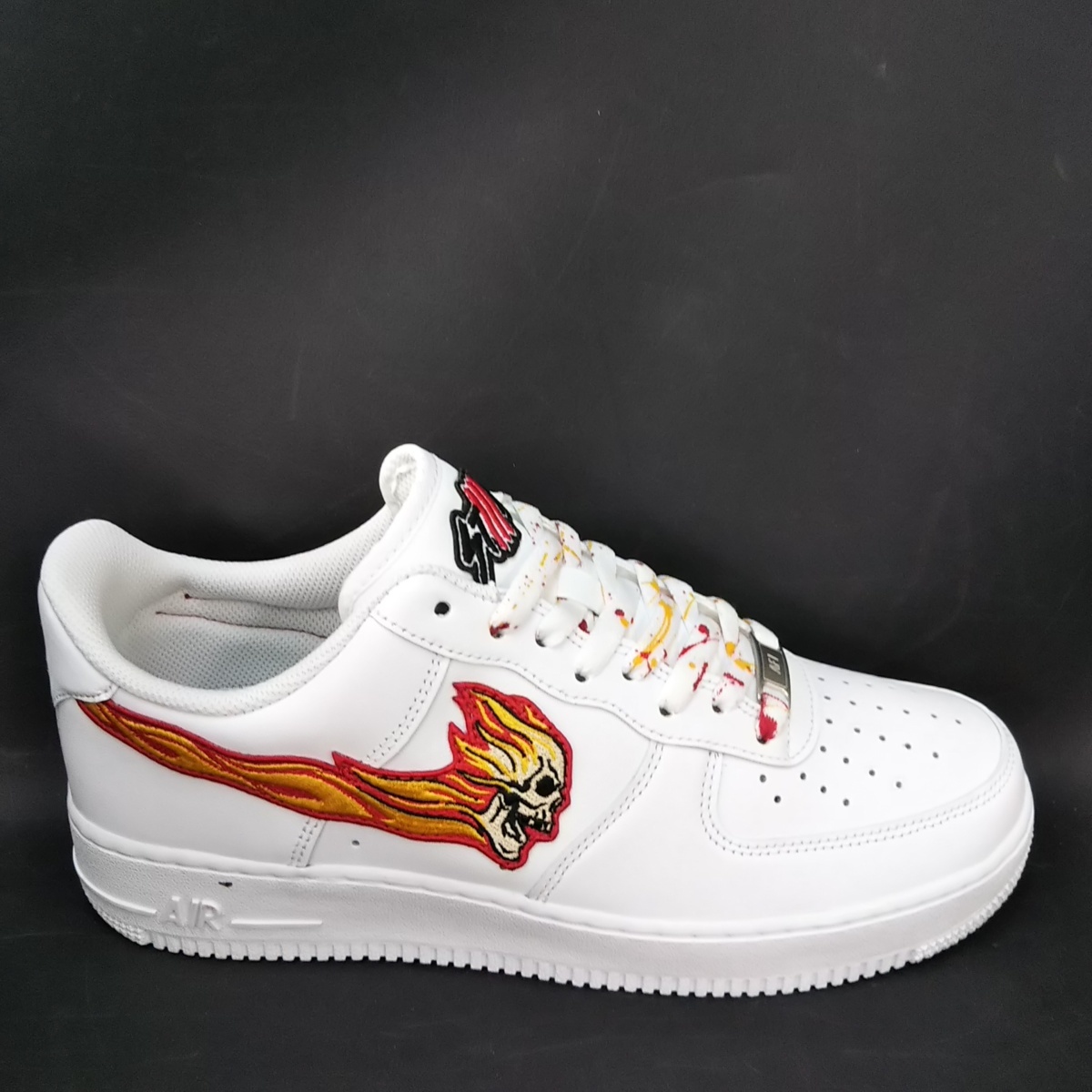 1円 NIKE ナイキ スニーカー エアフォース1 Tygaコラボ AF1 BURNING SKULLS STILL ALIVE 靴 シューズ ...