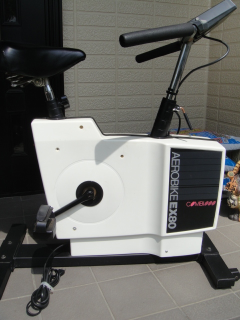 Combi コンビ 電動 エアロ バイク AEROBIKE EX80(バイク)｜売買されたオークション情報、yahooの商品情報をアーカイブ ...
