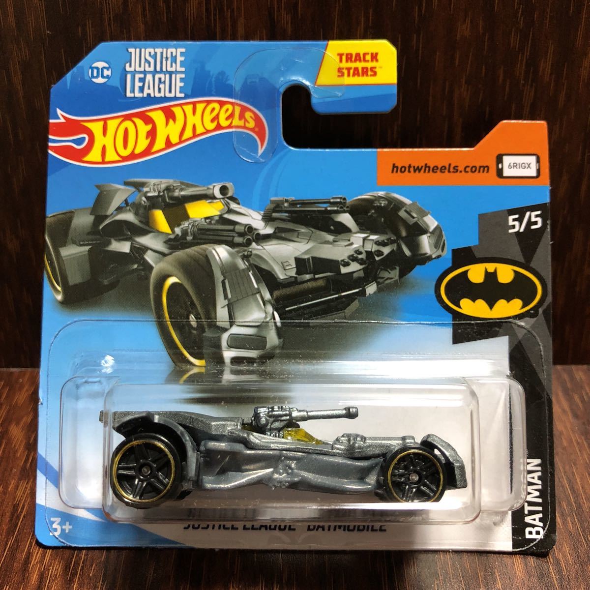 HW Justice League Batmobile ジャスティスリーグ バットモービル Hot WheelsUS流通版 ホットウィール(乗用車)｜売買されたオークション情報、yahooの ...