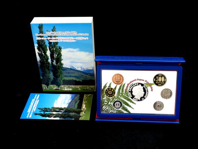 38124-15:純銀メダル入り 日本 ニュージーランド友好2007プルーフ貨幣セット(平成)｜売買されたオークション情報、yahooの商品 ...