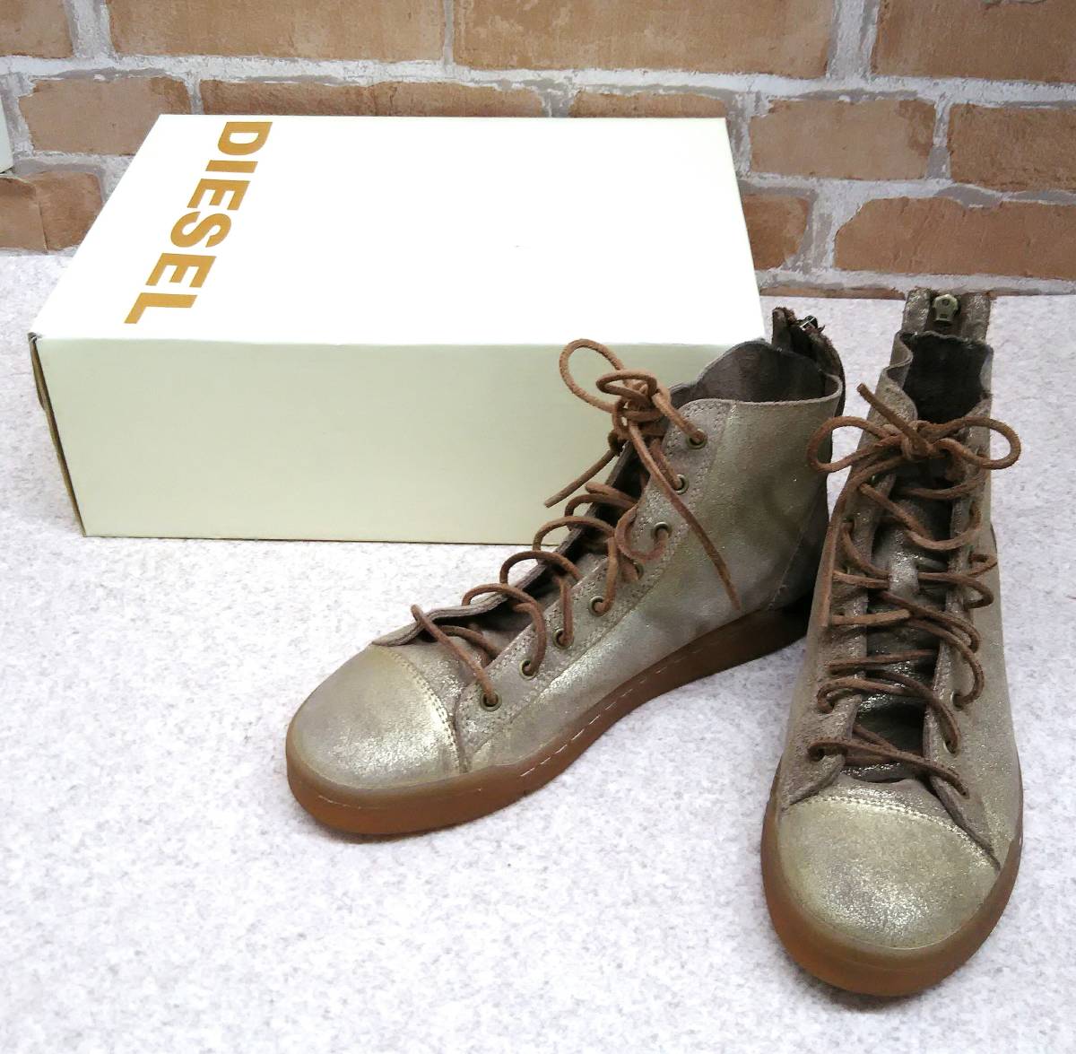 DIESEL ディーゼル TEMPUS DIAMOND スエードハイトップスニーカー メンズ ハイカットスニーカー H2409 25.5cm ...