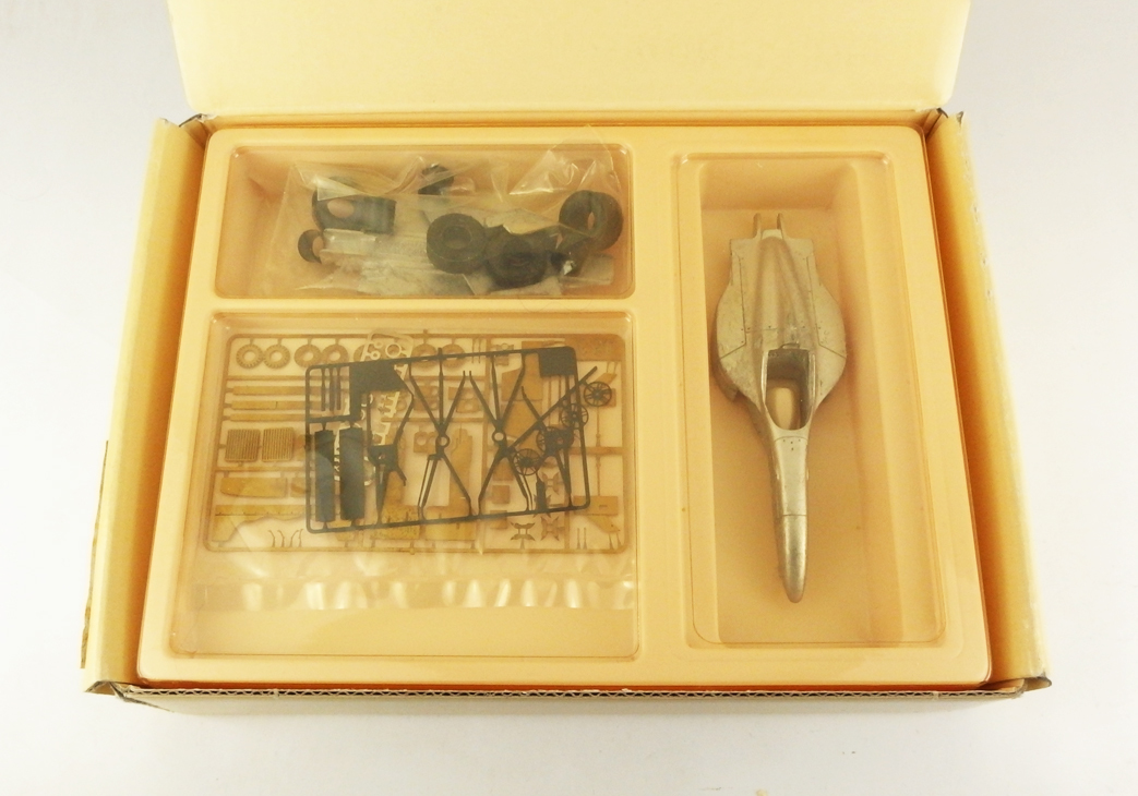 1 43 BBR フットワークハート FA17 サンマリノ 1996 ホワイトメタルキット(BBR)｜売買されたオークション情報、yahooの ...