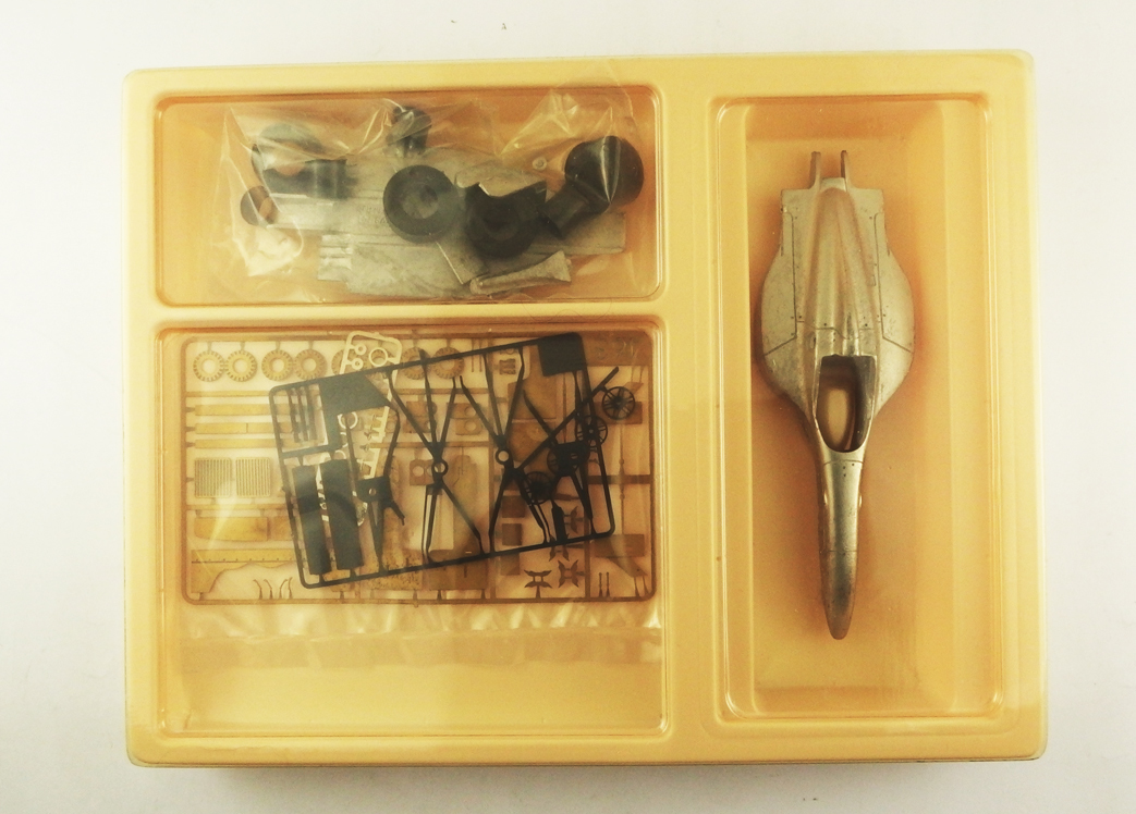 1 43 BBR フットワークハート FA17 サンマリノ 1996 ホワイトメタルキット(BBR)｜売買されたオークション情報、yahooの ...