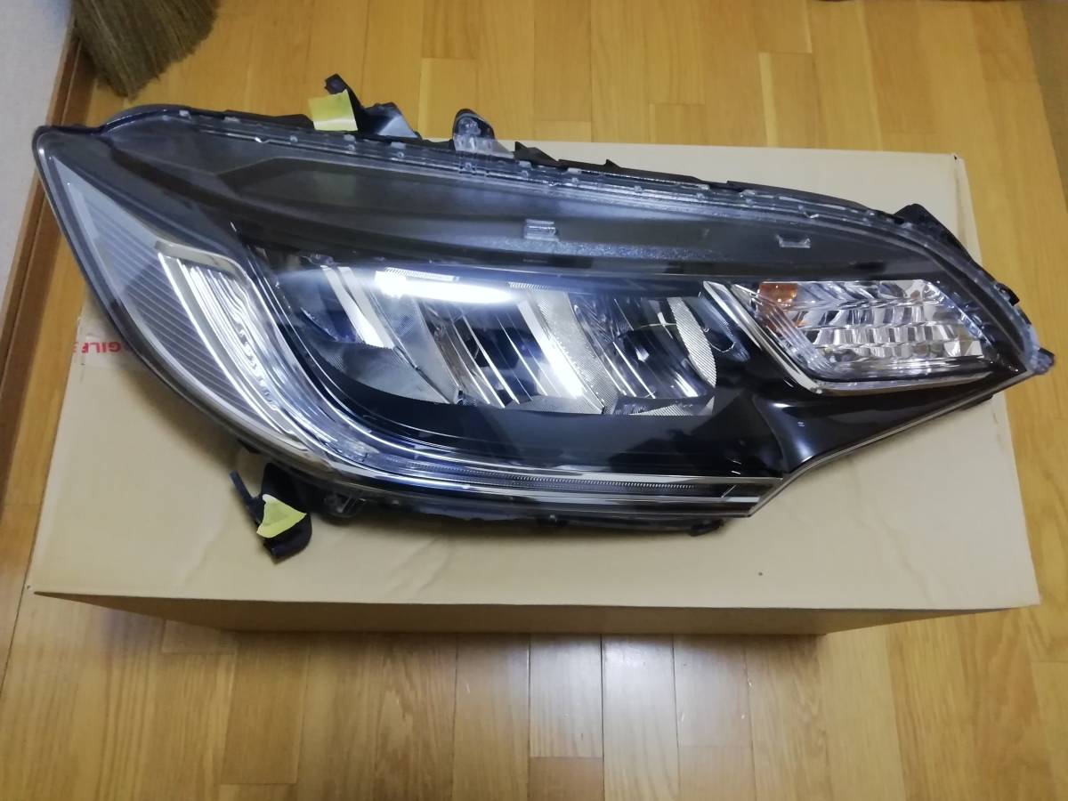 GP5/GP6 後期 フィット ハイブリッド LED右ヘッドライト右ライト 右側 STANLEY W3674 ヘッドランプ ランプ(ヘッドライト)｜売買されたオークション情報、yahooの商品 ...