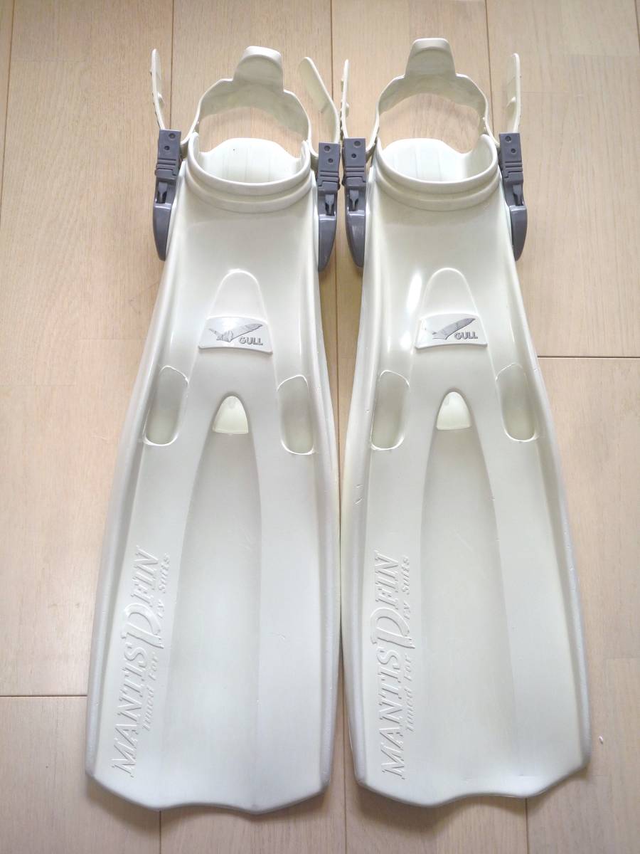ガル マンティス ドライフィン GULL MANTIS DRY FIN 良品 Mサイズ 19800円の品(フィン)｜売買されたオークション情報 ...