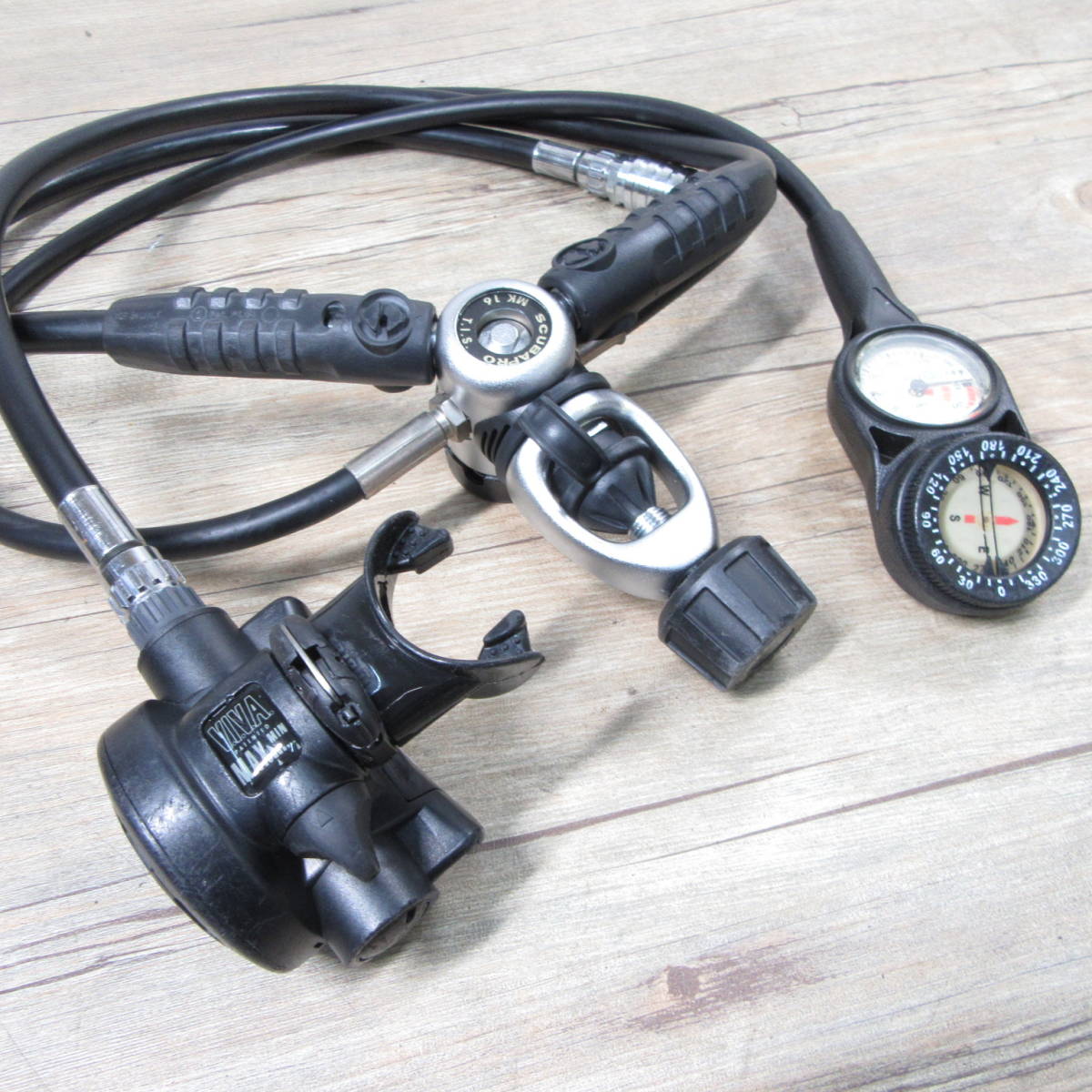 SCUBAPRO スキューバプロ レギュレーター MK16 T.I.S. R380 ダイビング用品 器材 スポーツ 現状品 KB(レギュレータ ...