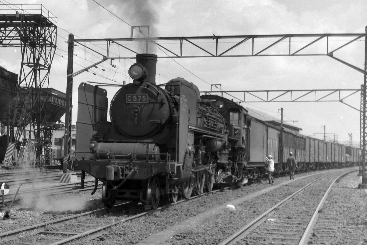 ⑨35㎜ネガ 蒸気機関車ネガ 1枚 C575 モノクロ フィルム SL写真付 C57型(鉄道)｜売買されたオークション情報、yahooの商品 ...