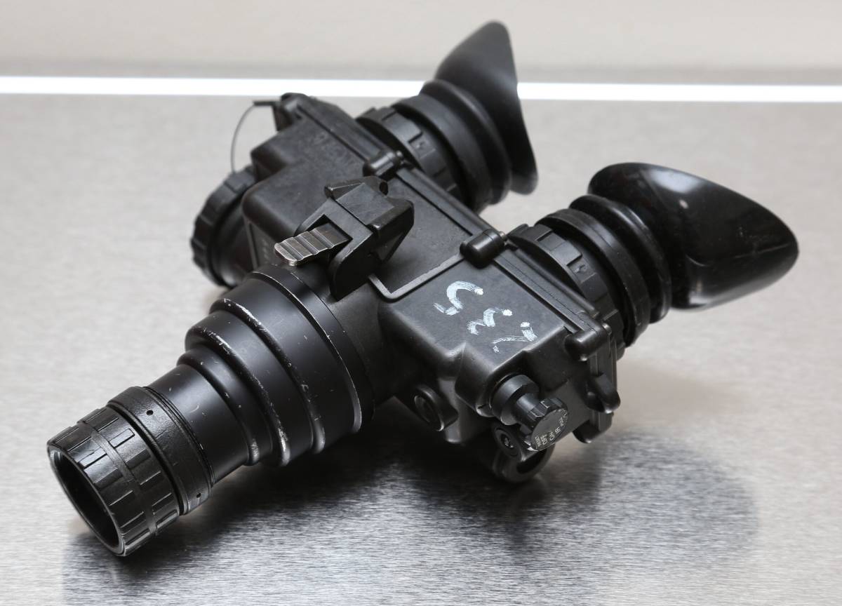 PVS-7/ AN/PVS-7 PVS 実物 稼働品(個人装備)｜売買されたオークション情報、yahooの商品情報をアーカイブ公開 ...